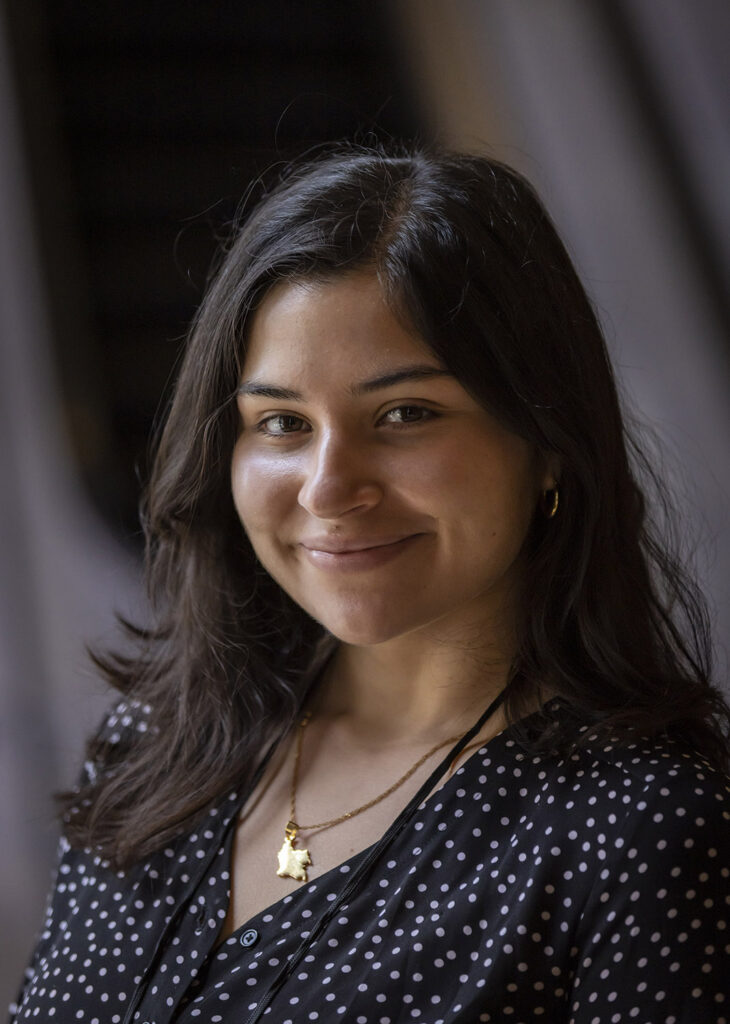 Meet the 2022 NAHJ Student Projects staff of the Latino Reporter